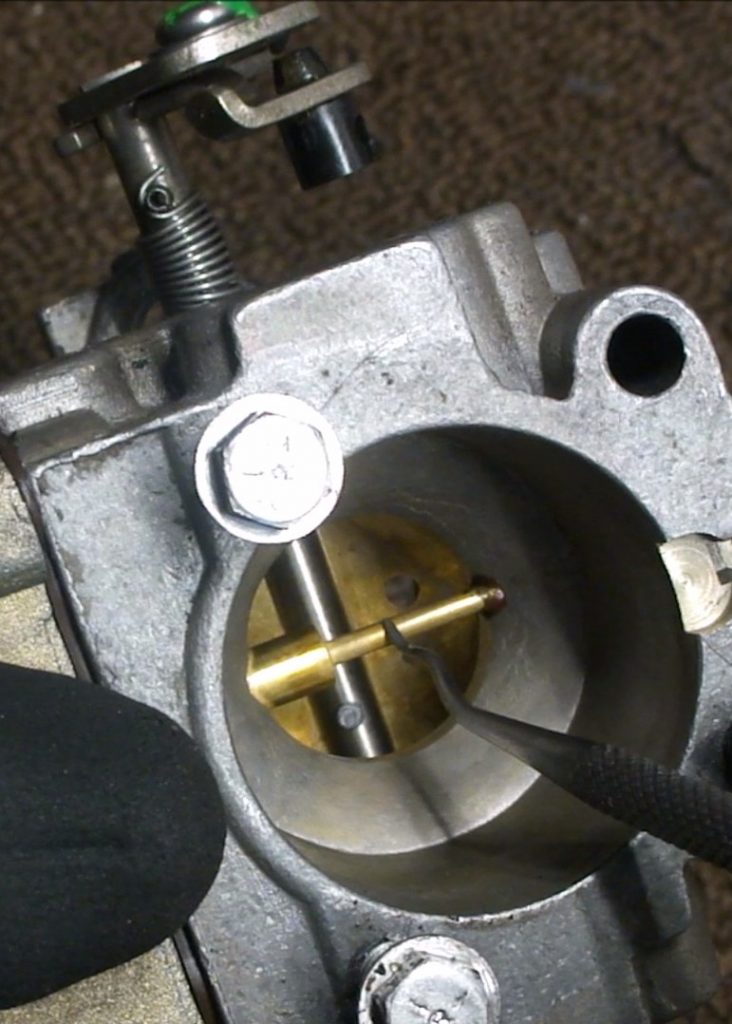 Cleaning Fixed Idle Jet Passage on an Outboard Carburetor - Extreme DIY